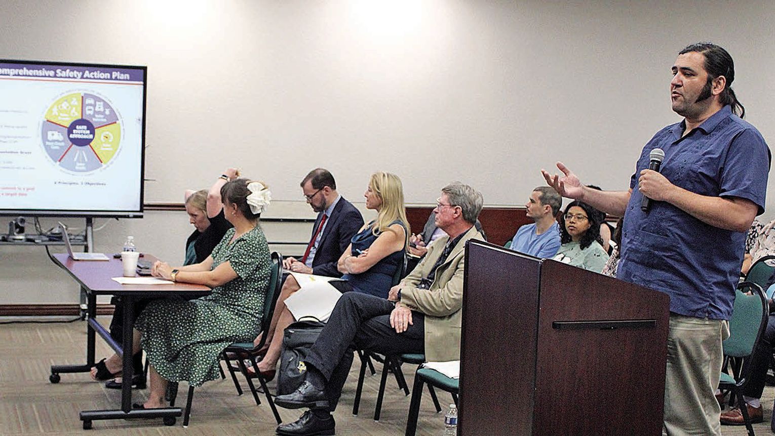 Council considers new city hall