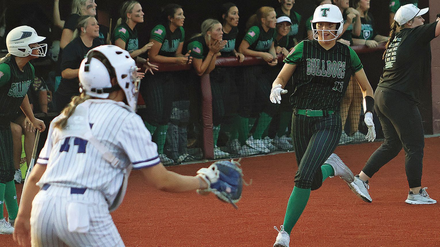 Lady Bulldogs dig out Bi-District win